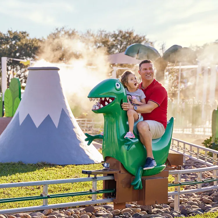 Dining & Experiences | Peppa Pig Theme Park Florida